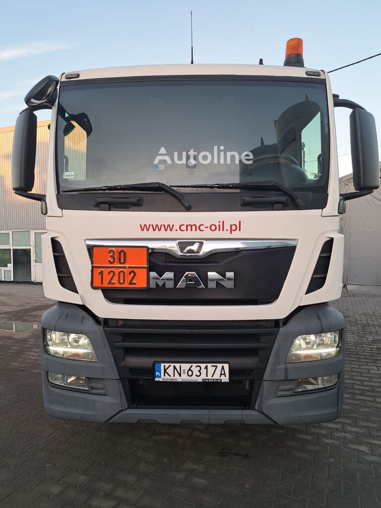 MAN TGS 26.460 autocisterna