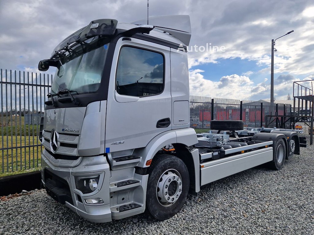 Mercedes-Benz eActros 400 6x2 BDF vozilo za prevoz kontejnera