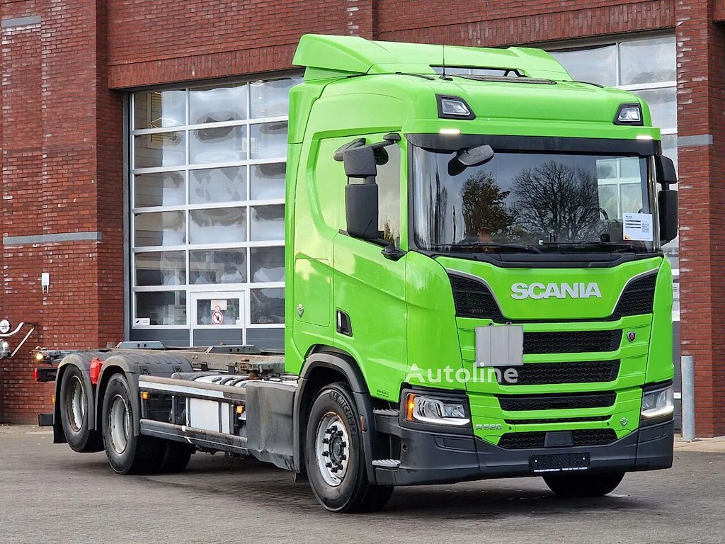 Scania R520 V8 6x2 - BDF - Retarder - Full air - 4.95 WB - Led - Navi - vozilo za prevoz kontejnera