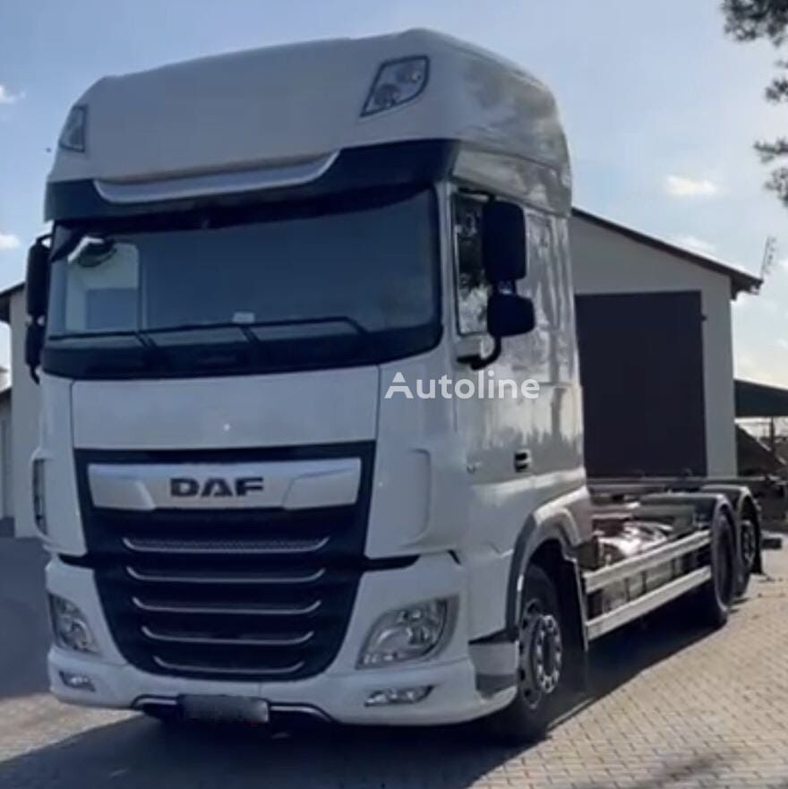 DAF XF 480 FAR vozilo za prevoz kontejnera