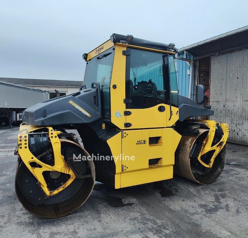 BOMAG BW174 AP-4 AM valjak za asfalt