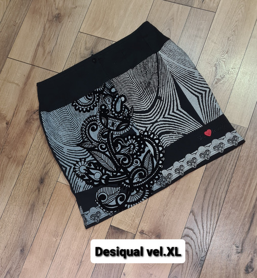 Desiqual vel.XL kao nova