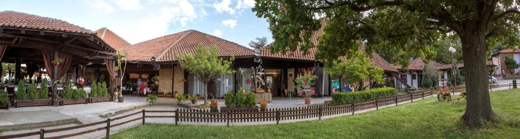 Motel Stari Hrast