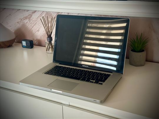 Macbook Pro