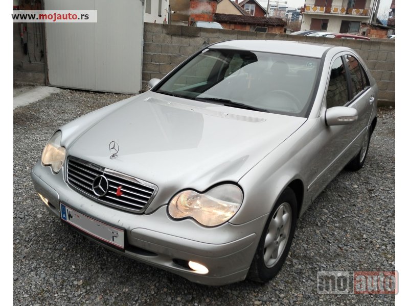 Mercedes C 200 2.2CDi.AUSTRIJANAC NA TABLAMA