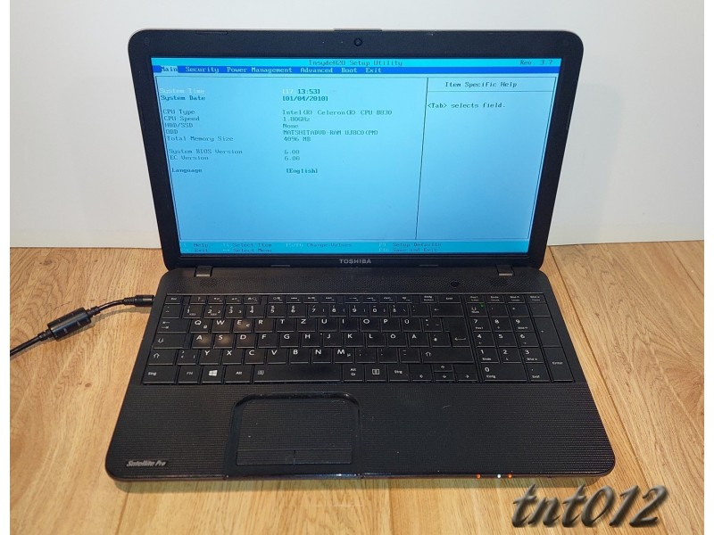 == TOSHIBA C850 / Celeron B830 / 4Gb / 15,6 LED ==