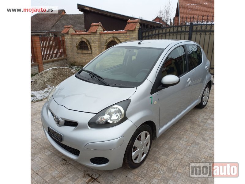 Toyota Aygo 1.0 vvt i