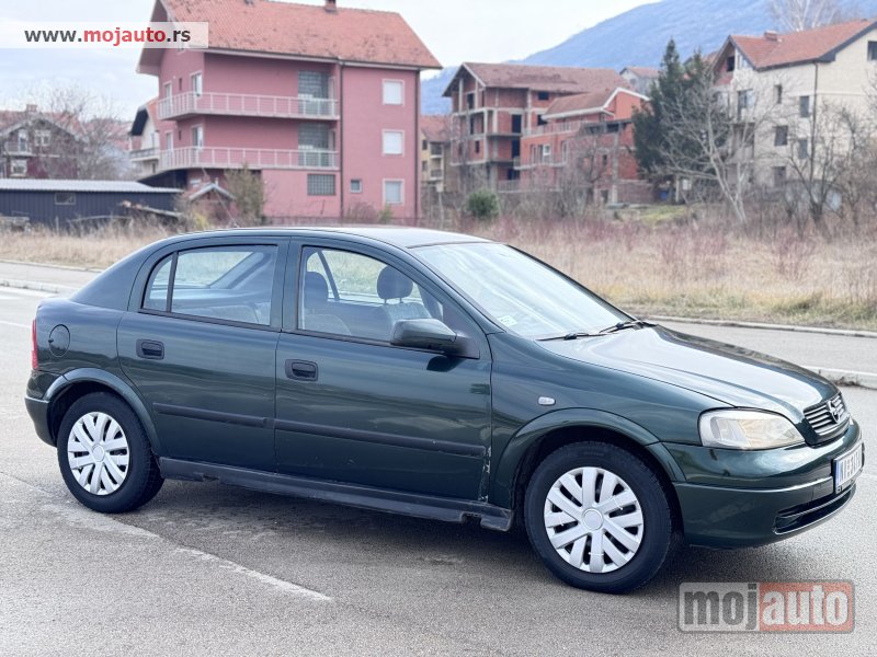 Opel Astra 1.6 8V EDITION BLIND