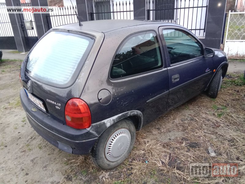 Opel Corsa 1.0B