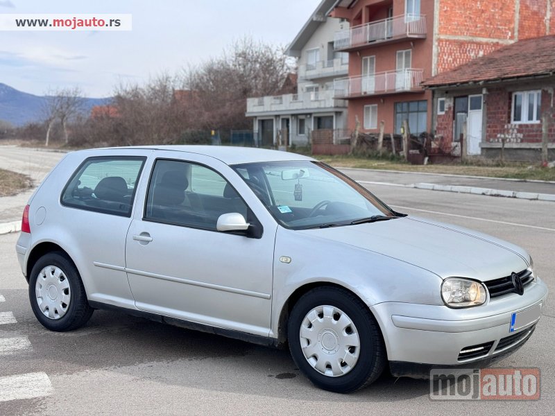 VW Golf 4 1.4 COMFORTLINE