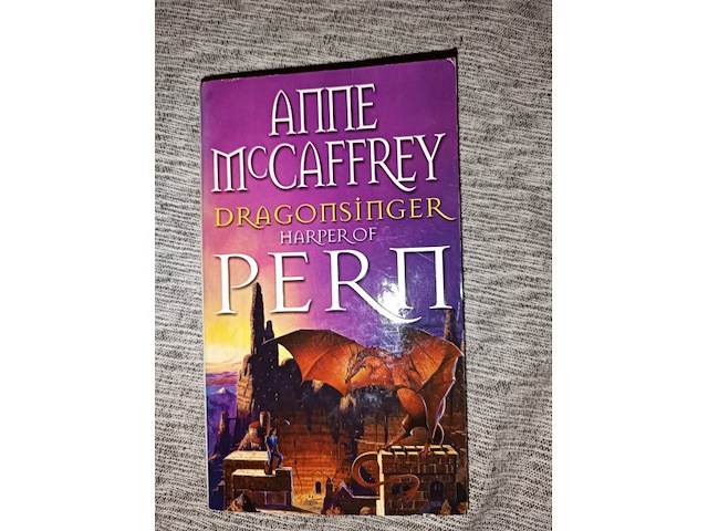 Dragonsinger - Harper of Pern - Anne McCaffrey