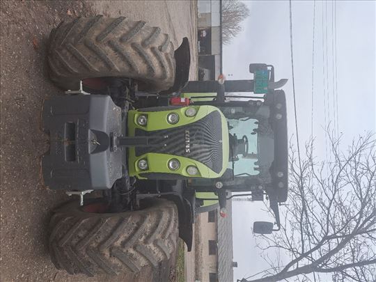 Traktor Claas Arion 620