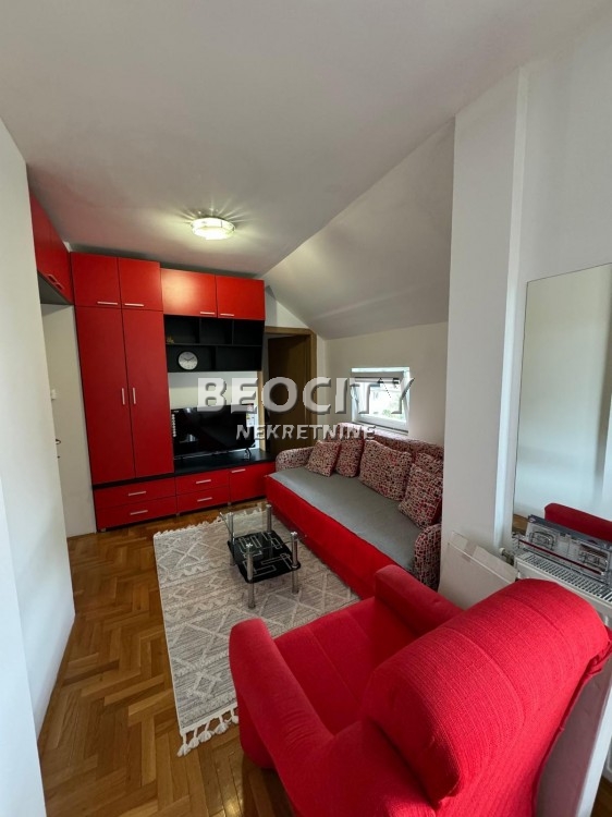 Dvosoban stan, 32 m2, Novi Sad, Vuka Karadžića ID: 116344