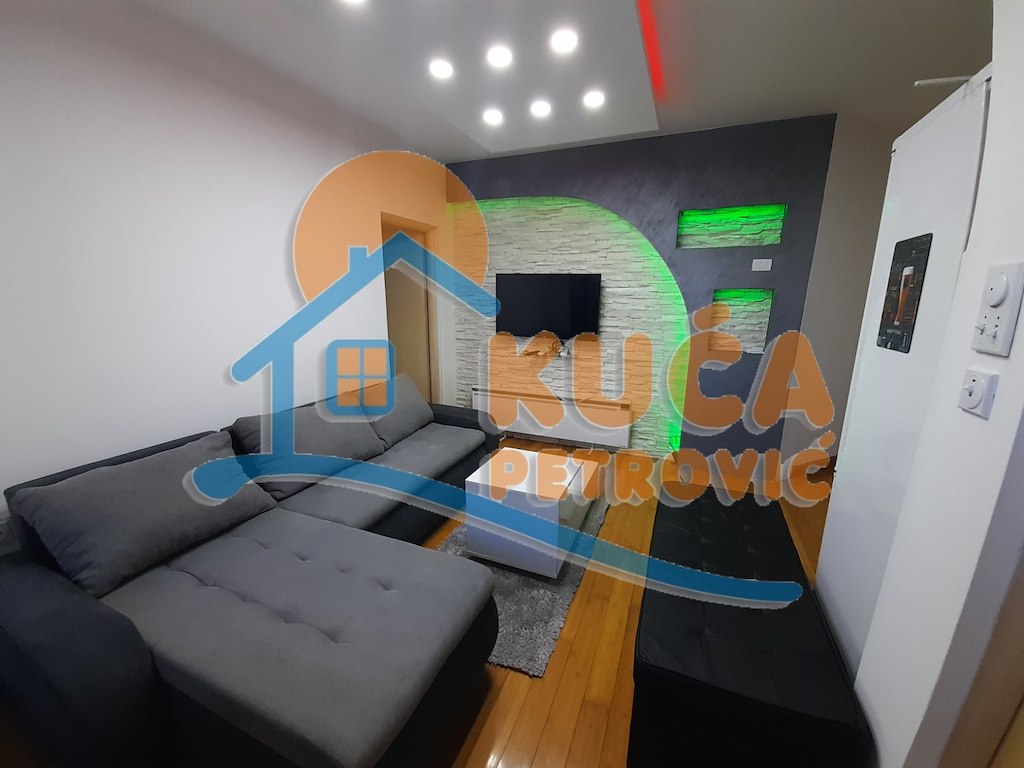 Jednosoban stan, 42 m2, Pantelej, Bulevar Svetog Pantelejmona ID: i-013332