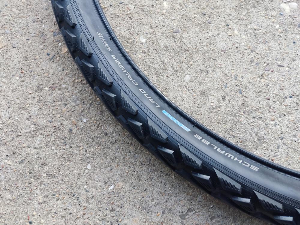 Schwalbe Land Cruiser 28 × 2, 00