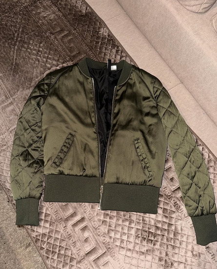 H&m jakna bomber