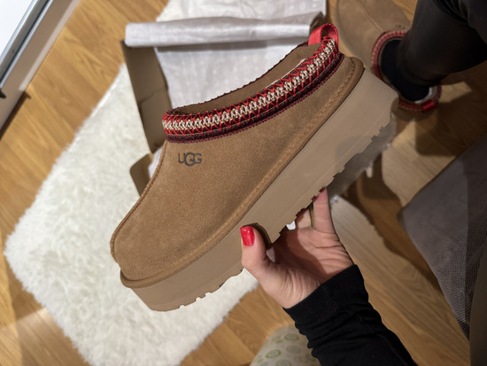 Ugg Tazz Chestnut NOVE 41