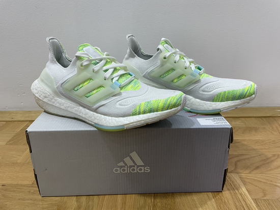 Adidas Ultraboost 22