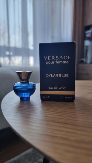 Versace dylan blue 5ml