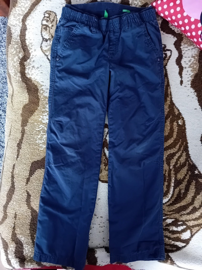 Deblje pantalone vel 140