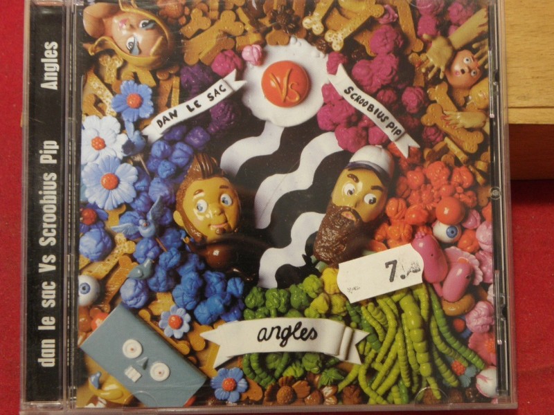 Dan Le Sac Vs SCROOBIUS PIP - ANGELS (1. alb. 2008)