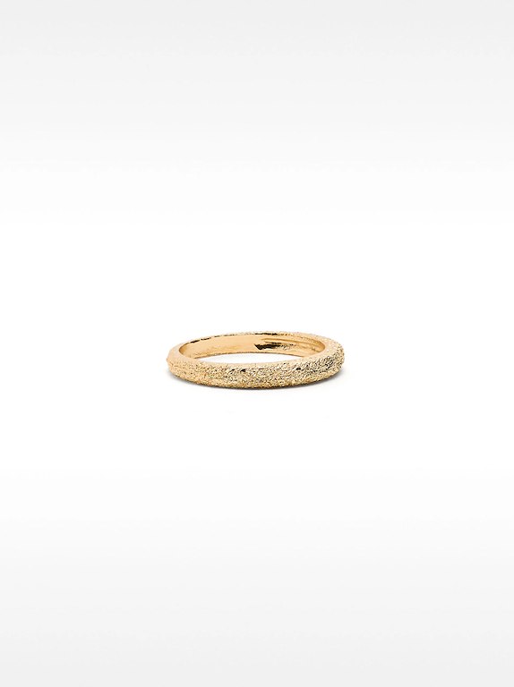 Hammered effect ring