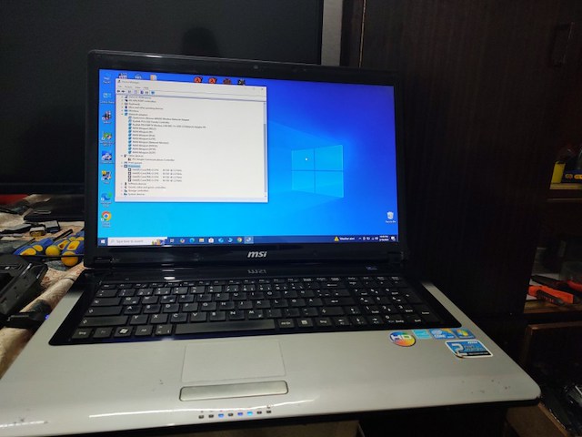 17.3 inch i3 350M,4gb ddr3,Nvidia 310M,HDD 320 gb