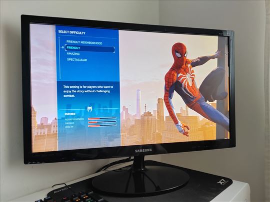 Samsung HDTV monitor 27"