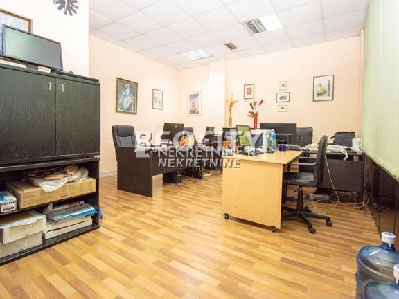 Zvezdara, Konjarnik, Ustanička, 1.0, 27m2, 50000EUR