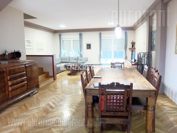 #42606, Izdavanje, Kuća, DEDINJE BELI DVOR, 2450 EUR