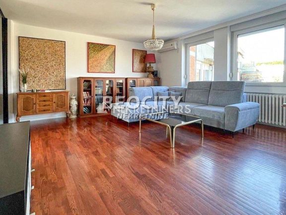 Vračar, Kalenić pijaca, , 4.0, 115m2, 1350EUR