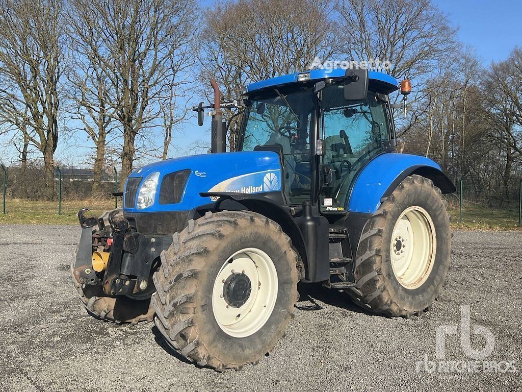 Prodaje se New Holland TSA135 traktor točkaš na aukciji