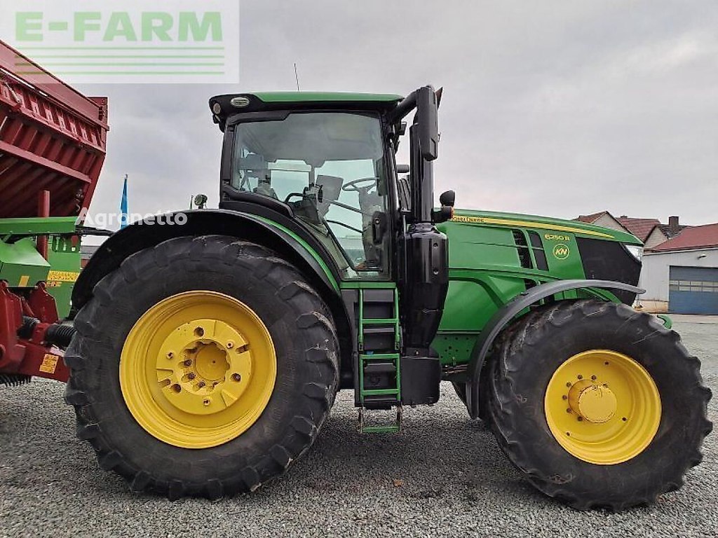 John Deere 6250r traktor točkaš