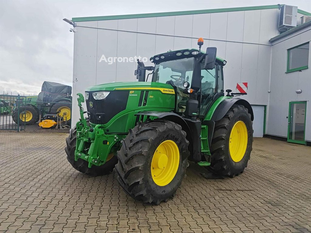 John Deere 6R 250 traktor točkaš