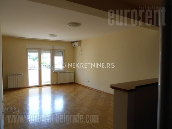 #26711, Izdavanje, Stan, ZVEZDARA-BULEVAR, 750 EUR