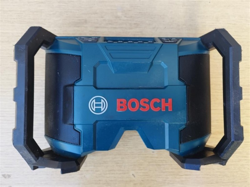 Bosch aku radio 12V - nekorisceno