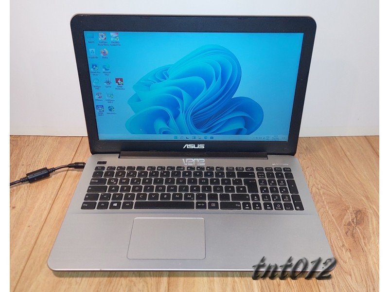 == ASUS R556U/ i5-6200U/ 128Gb/ Nvidia 2Gb/ 15,6 LED ==