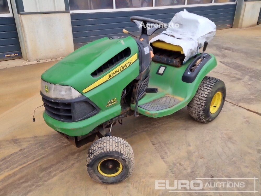 Prodaje se John Deere X110 traktor kosilica na aukciji