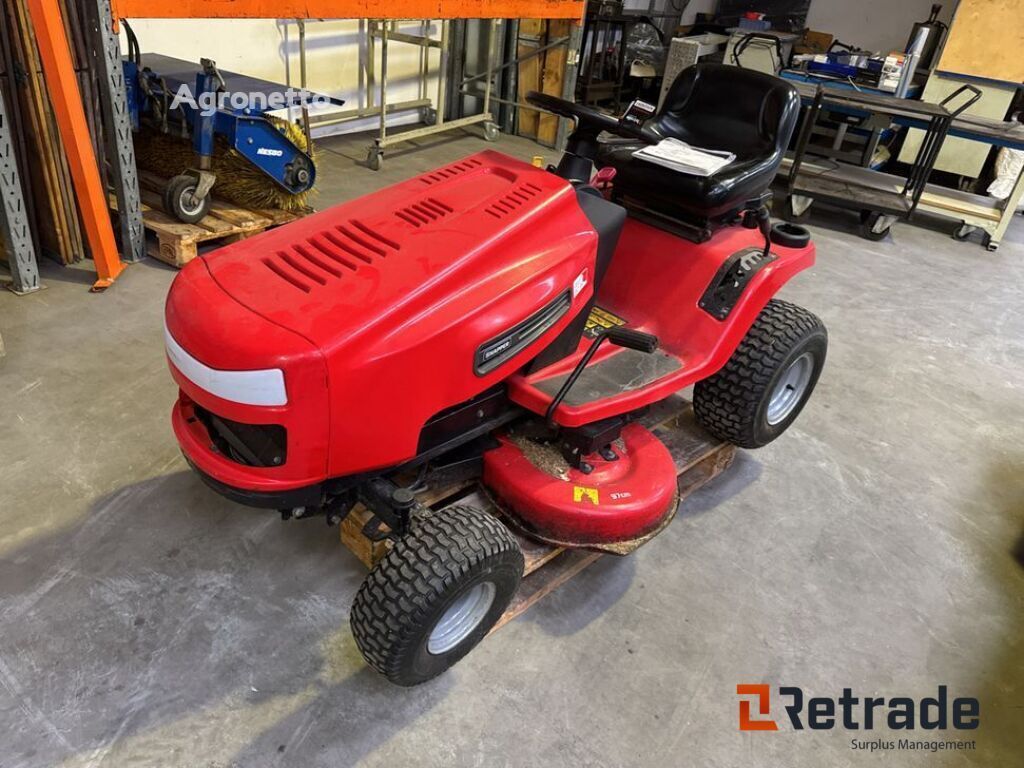 Prodaje se Snapper ELT12538 Plænetraktor / Lawn Tractor traktor kosilica na aukciji