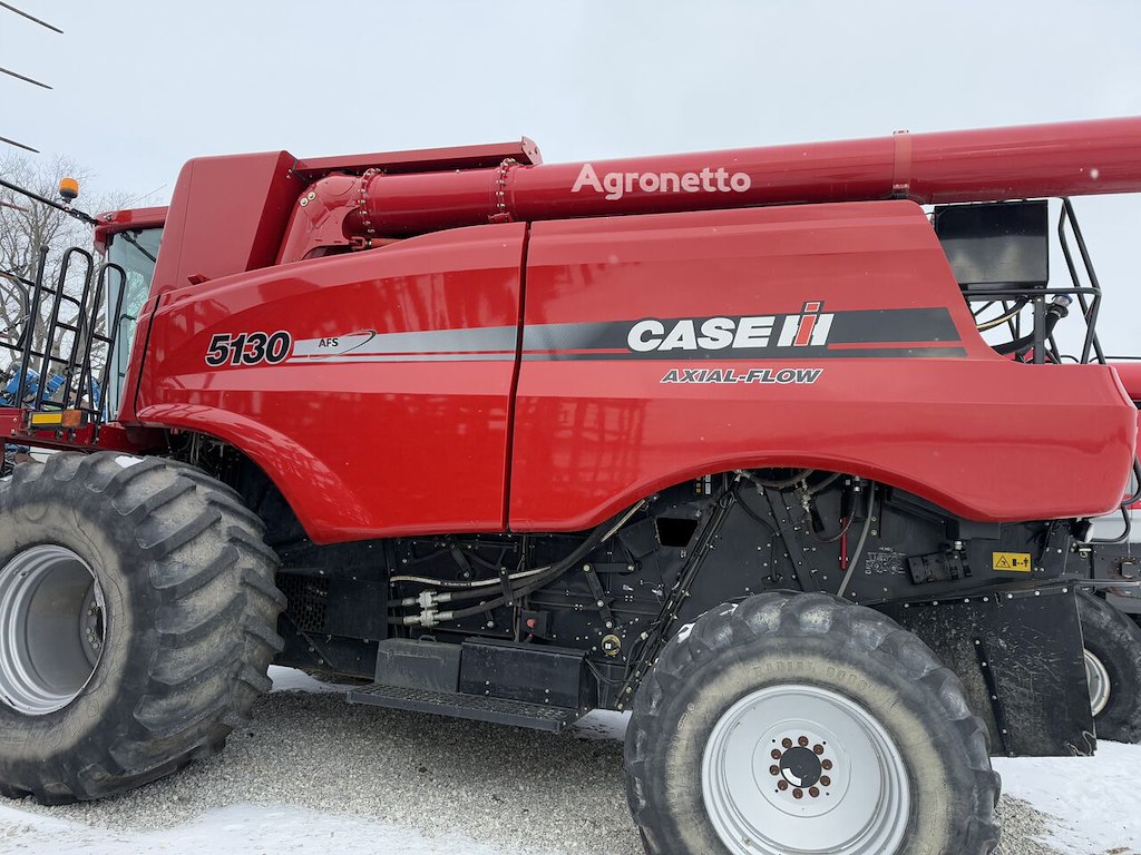 Case IH 5130 kombajn za žito