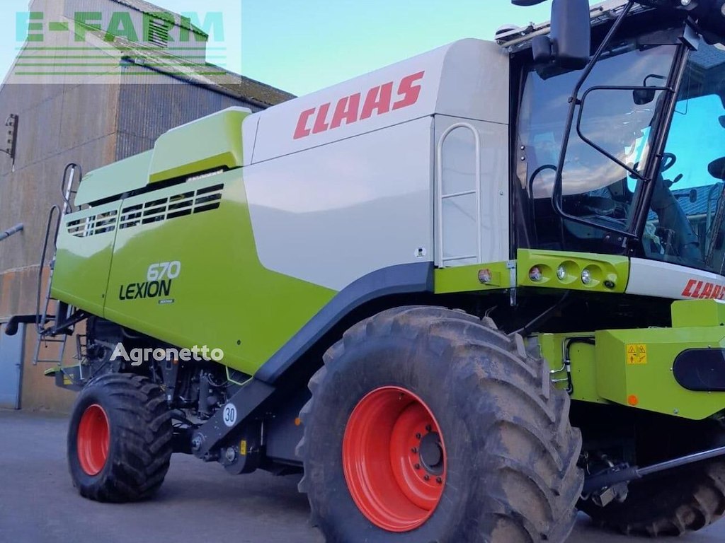 Claas LEXION 670 M 4WD kombajn za žito