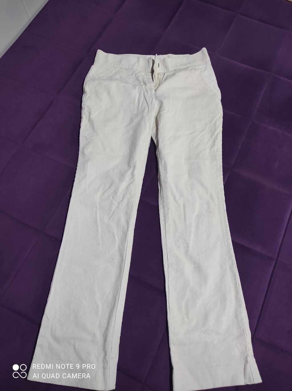 Somot pantalone, rastezu se, nove, samo oprane. Velicina M, duzina 99