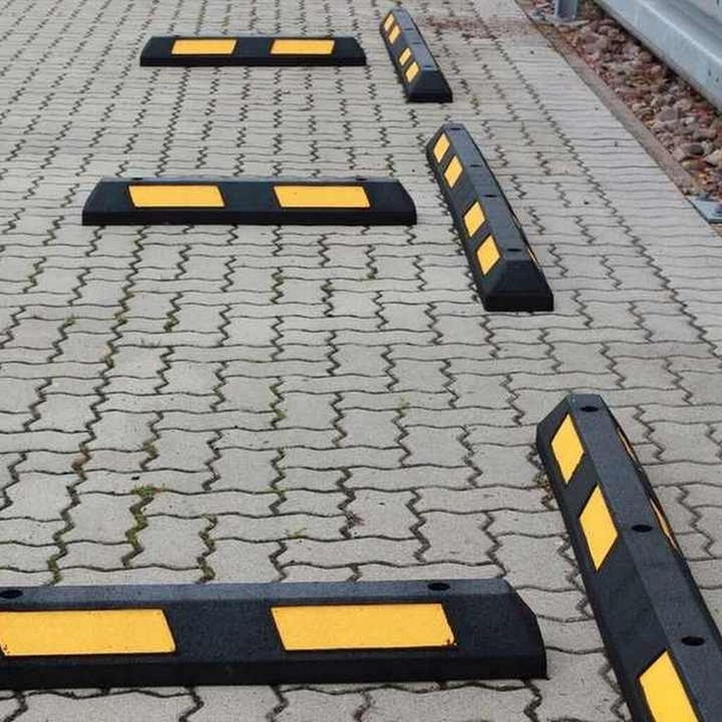 Parking stoper dužine 85cm Širine 15cm Visine 10 cm Zaštitite svoj