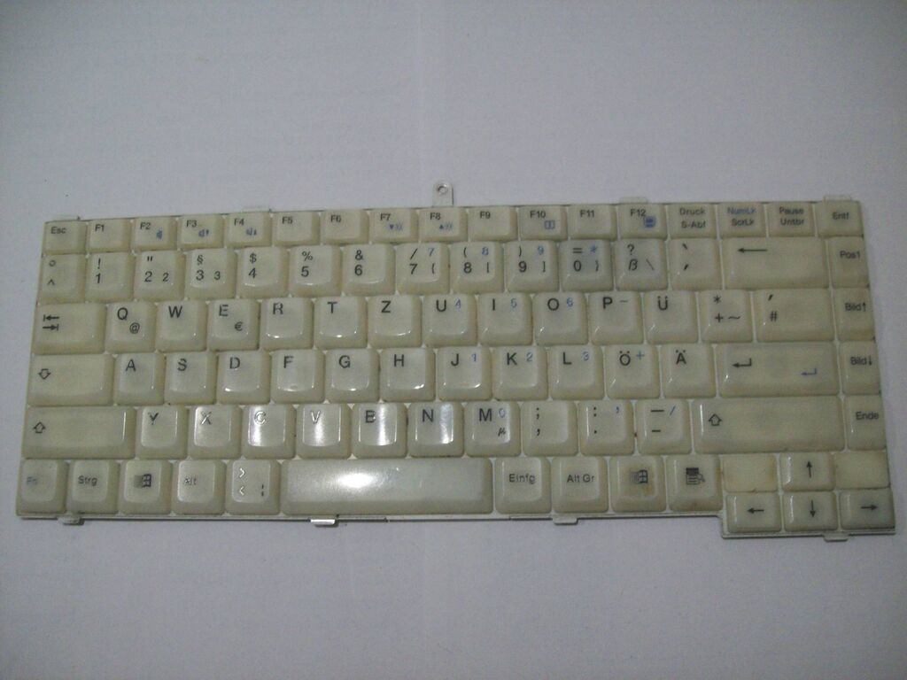 Polovne tastature za: HP, Toshiba, Gericom, eMachines. 01 - Cena: 600