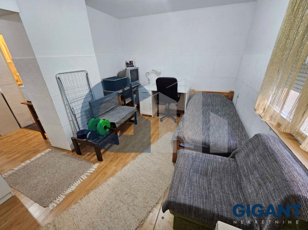 CRVENI KRST, 21M2, PSUT, TA