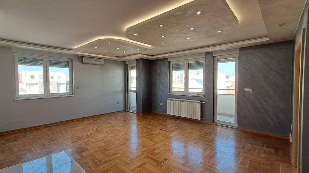 NOVI SAD - TELEP - 72. 00 m2