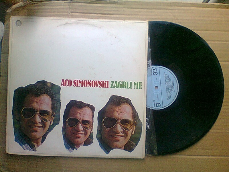 Aco Simonovski - Zagrli me