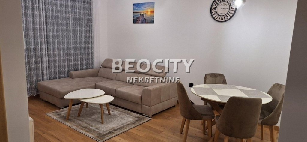 Novi Sad, Sajam, Braće Popović, 2. 0, 42m2, 700EUR