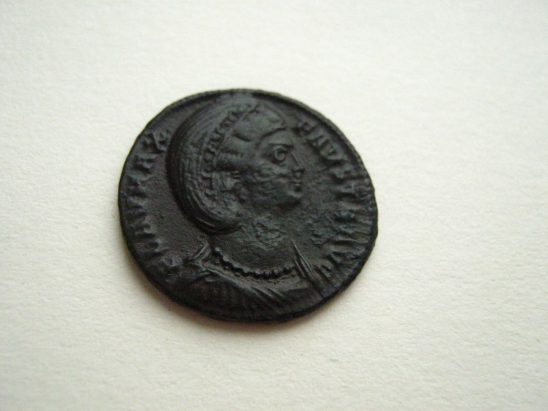 Fausta ,Constantine's vife,326 AD. - Rare,rated R4