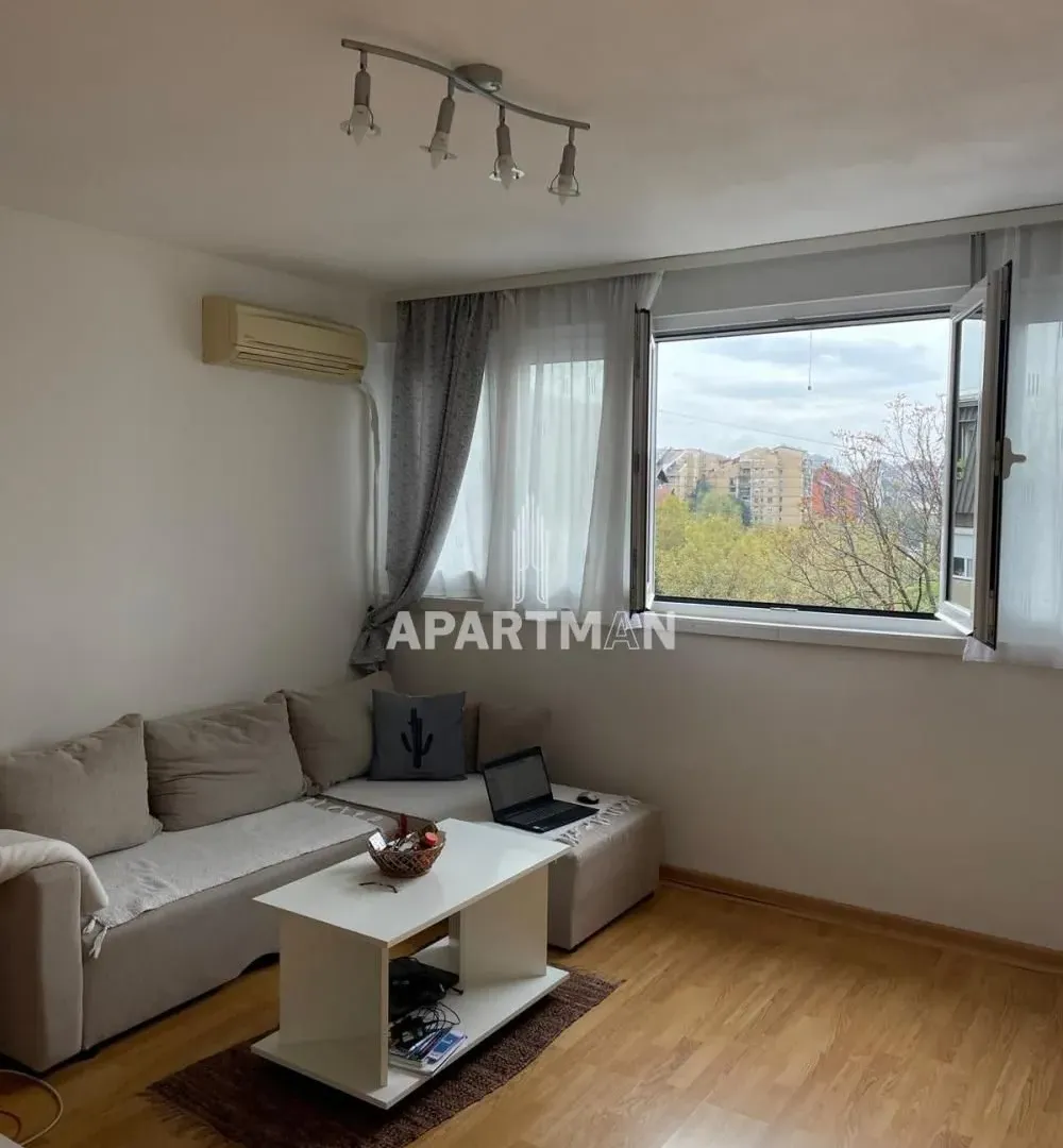 Izdavanje, garsonjera, 24m2, Banovo Brdo, Beograd